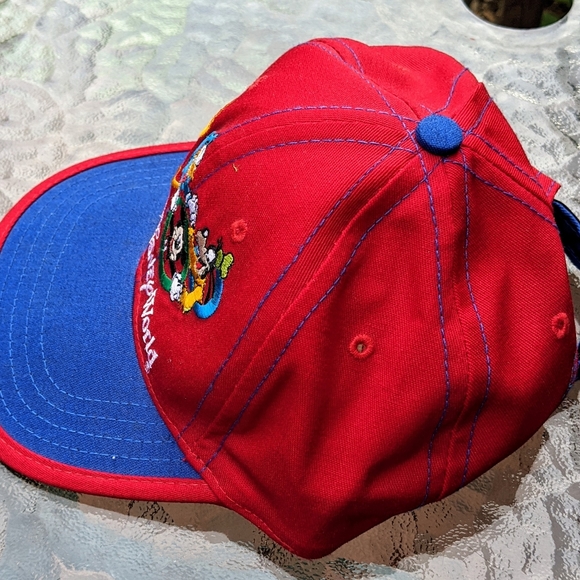 Disney | Accessories | Vtg Walt Disney World Year 200 Youth Hat Euc ...